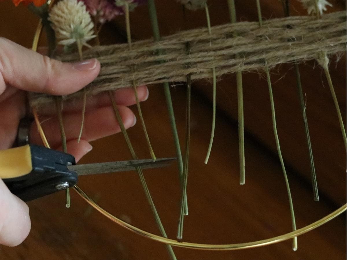 How To Make A Floral Spring Wreath With Dried Flowers - Heartwood Holler